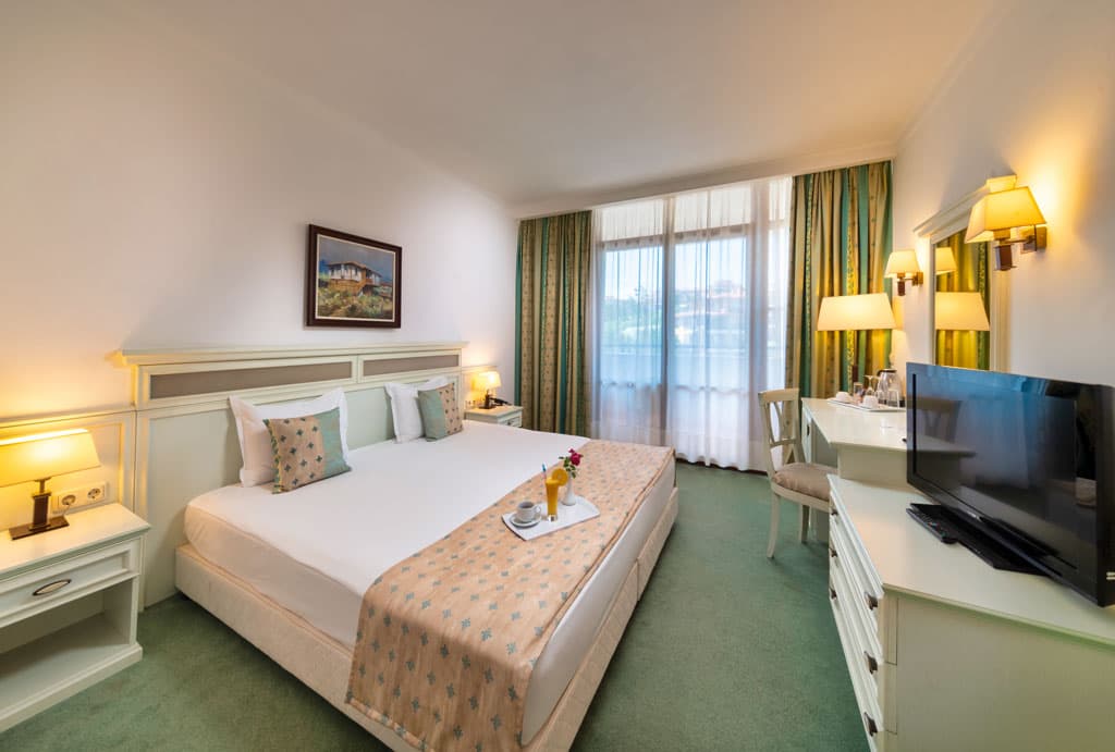 Helena Park Alexandria Club | CK Alexandria